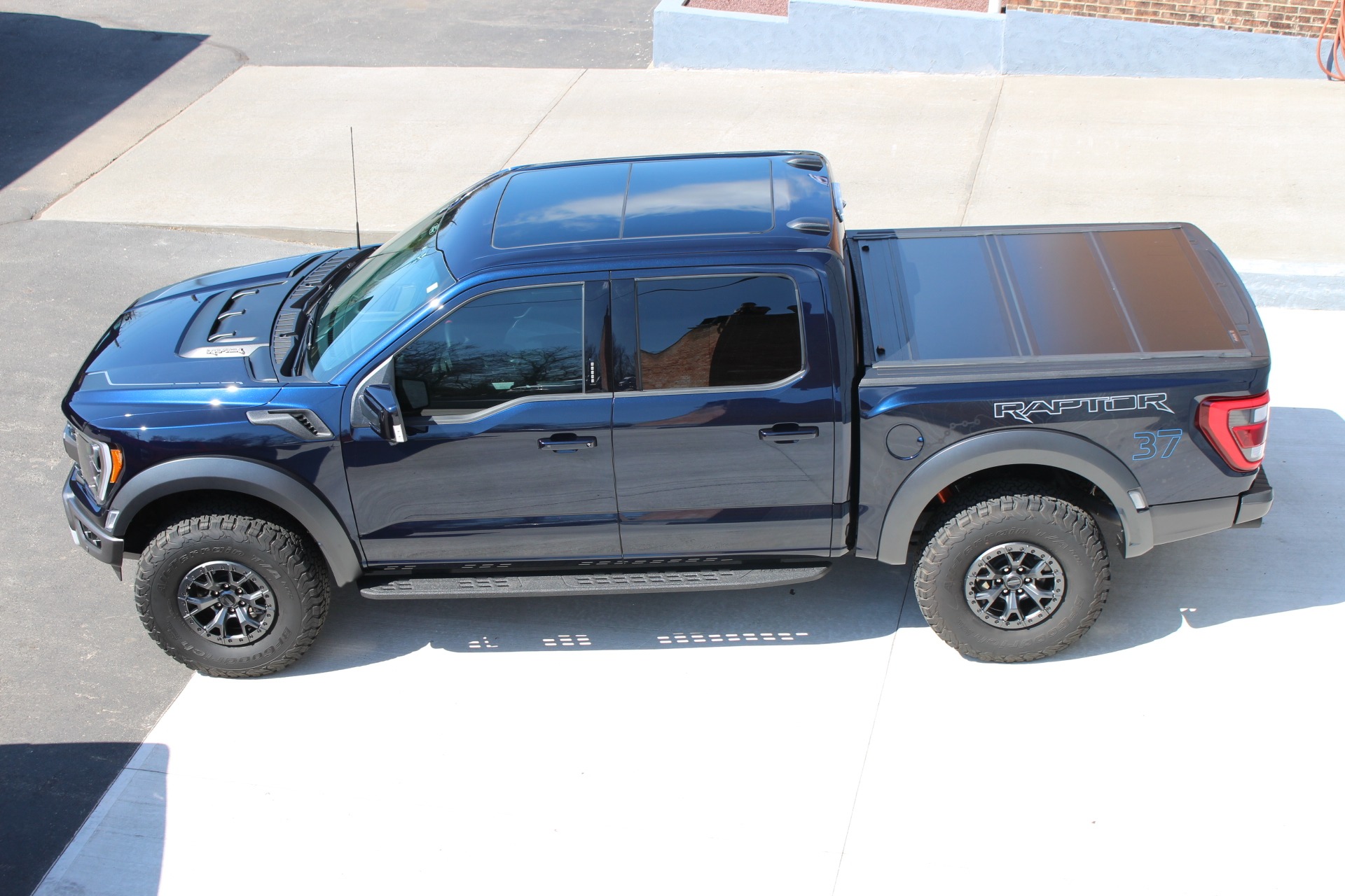 2022 Ford Raptor Blue